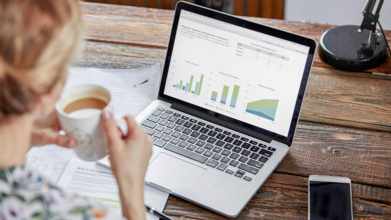 Amadeus Tip: How to display the PNR history